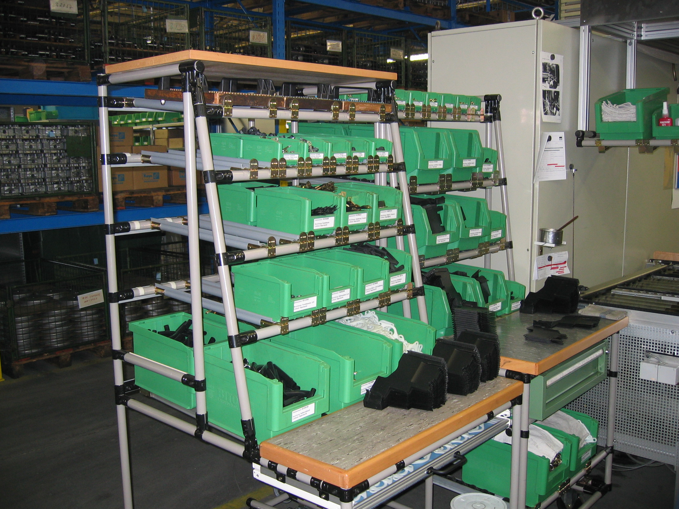 Arbeitstische (CREFORM Technik GmbH)