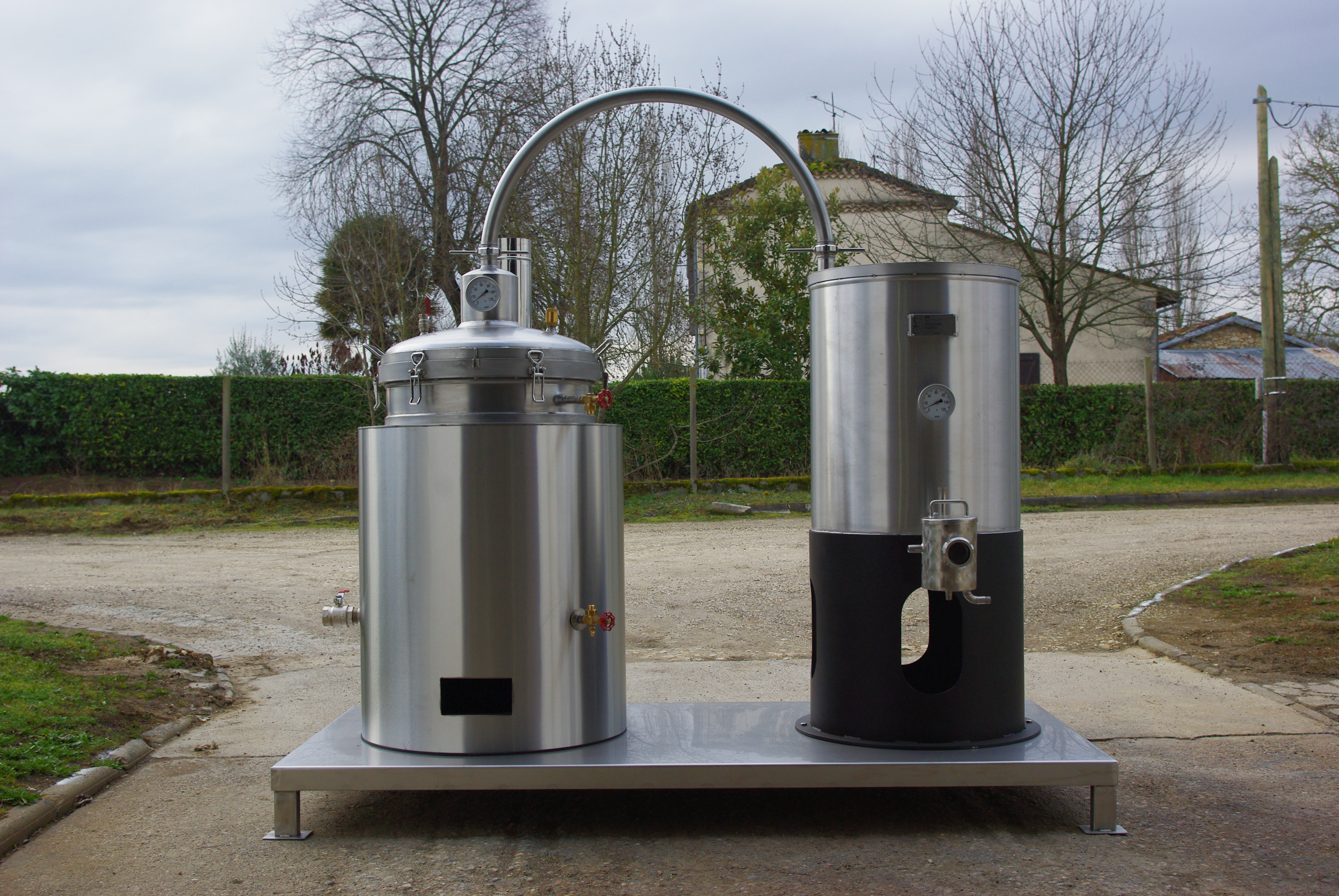 Alambic pour la production d'huiles essentielles (par SOFAC)