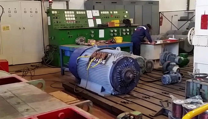 Astron Machine Tournante, Parc Industriel Cfcim , L..., I.F. 2202751